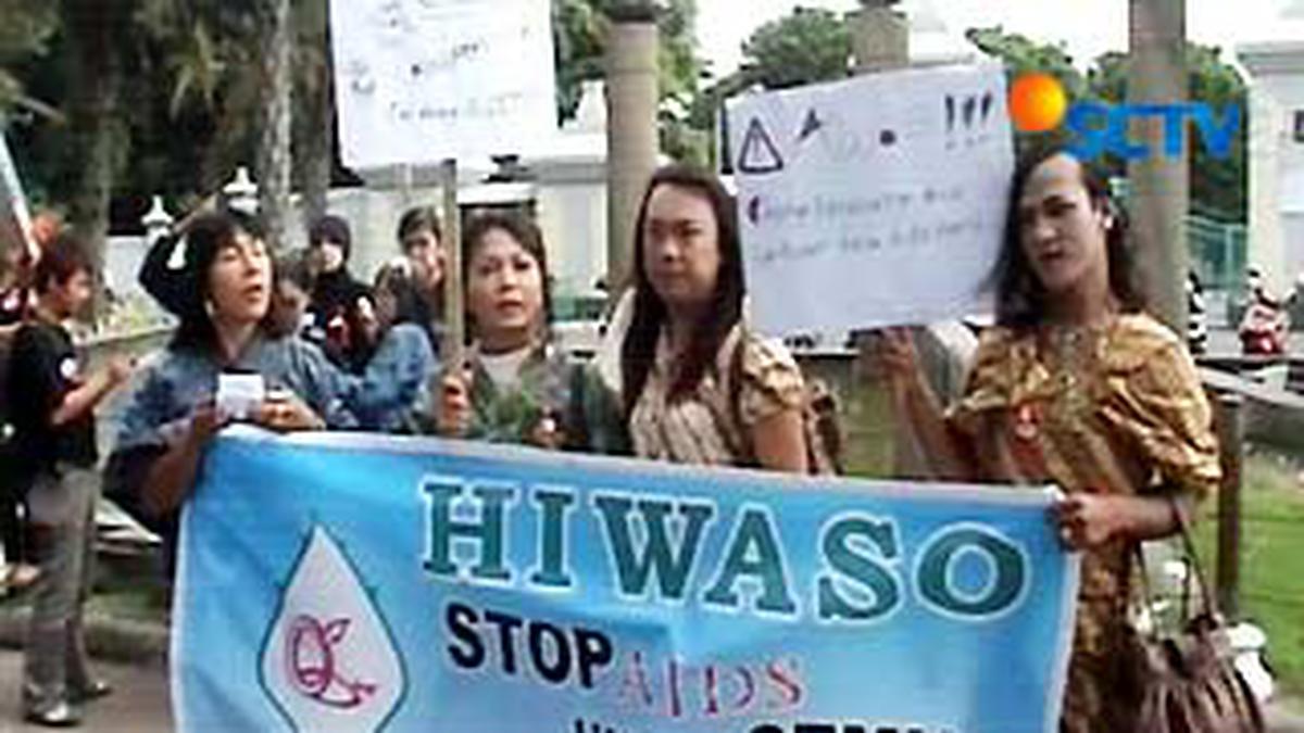 Waria Ikut Kampanye Cegah HIV/AIDS - News Liputan6.com