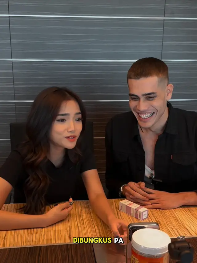 7 Potret Kedekatan Aisar Khaled dan Haji Faisal, Ortu Fuji Dipanggil Mertua - Hot Liputan6.com