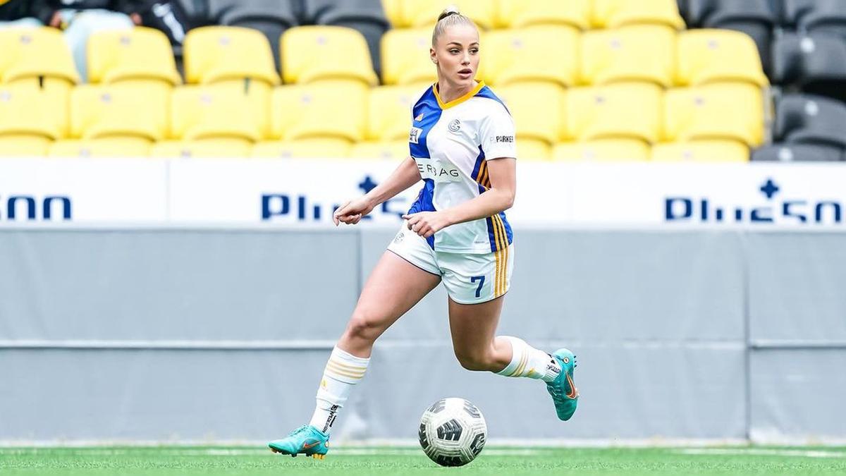 Ana Markovic: Saya Tidak Suka Disebut Pesepak Bola Terseksi di Dunia ...