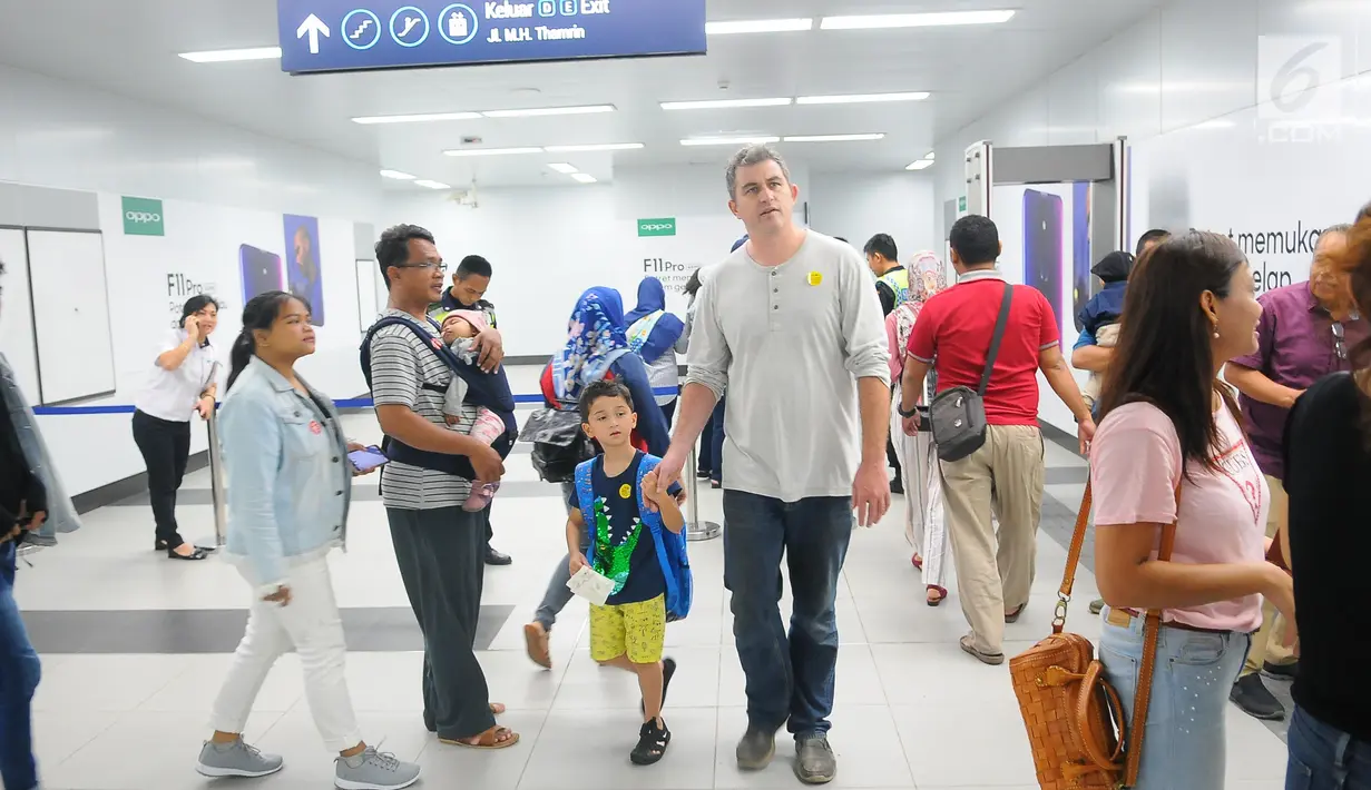 FOTO: Mengintip Megahnya Stasiun MRT Jakarta Bundaran HI - Foto ...