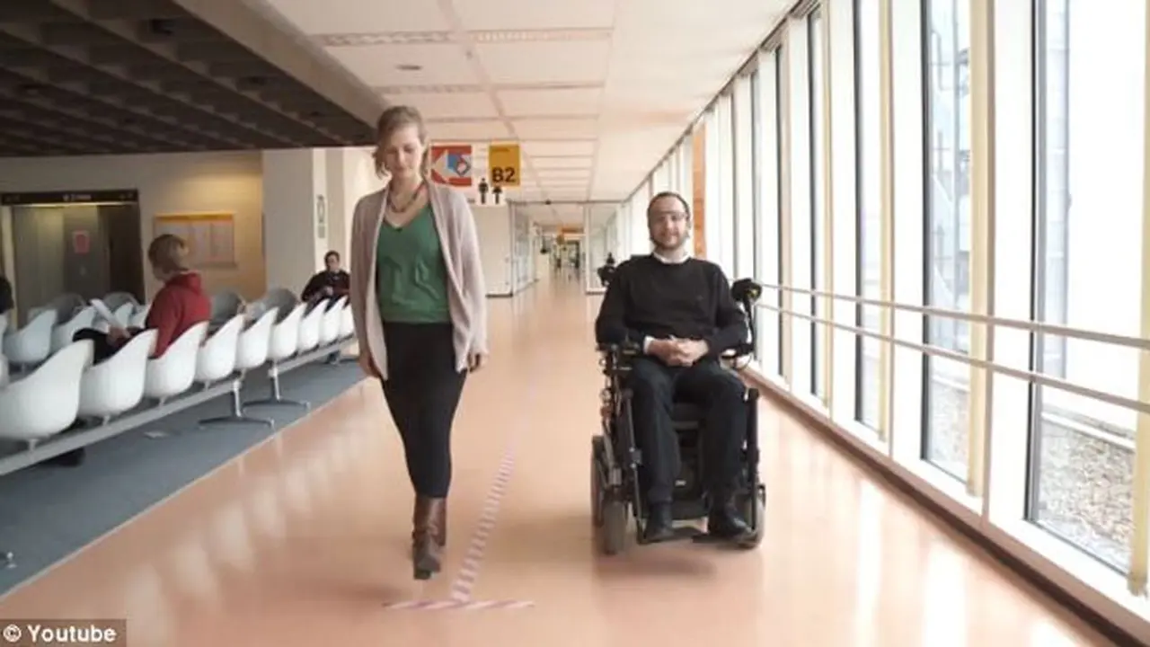 Unik, Kursi Roda Ini Bisa Dikemudikan Lewat Telinga - Tekno Liputan6.com