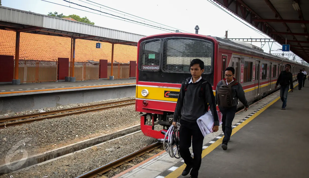 Hore! Mulai Hari Ini Stasiun Grogol Beroperasi - Foto Liputan6.com