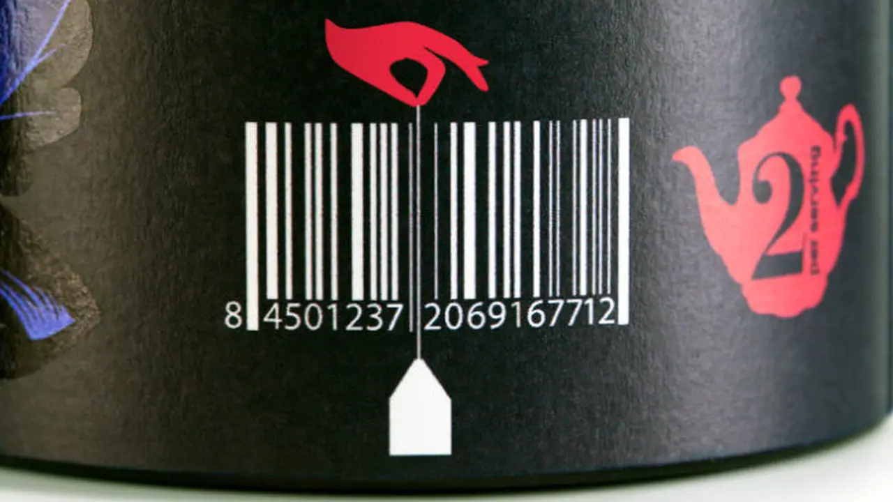 7 Foto Desain Barcode Kemasan Ini Super Kreatif, Anti Mainstream - Hot ...