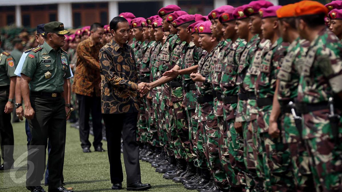 Survei Indo Barometer: Jokowi Cocok dengan Militer - Pemilu Liputan6.com