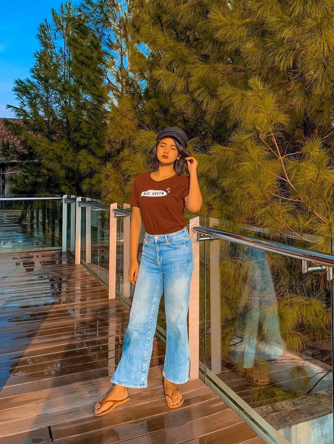 FOTO: Gaya Nadya Arina saat Liburan, Tampil Modis - Foto Liputan6.com