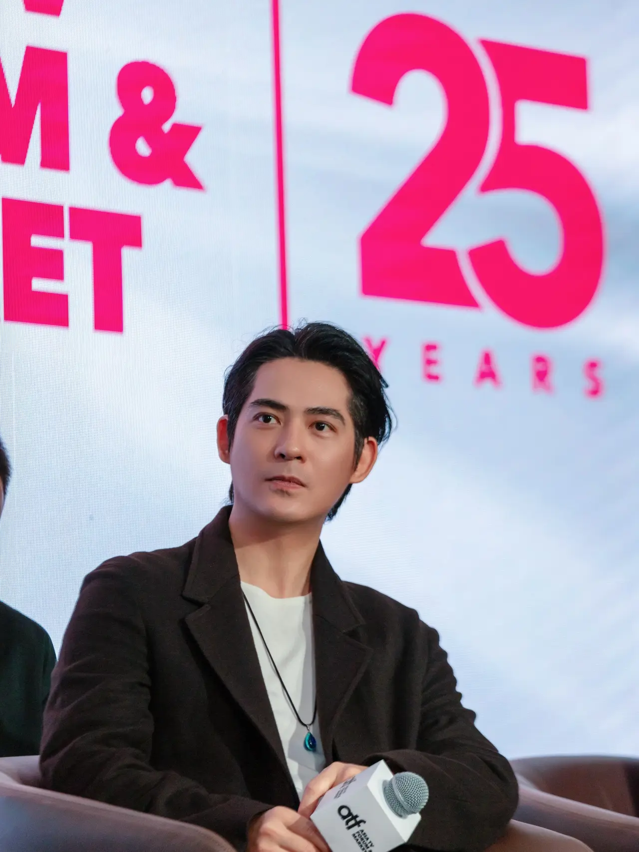Eksklusif, Vic Chou Ungkap Kecintaannya Jadi Aktor, Bagai Obat atas ...