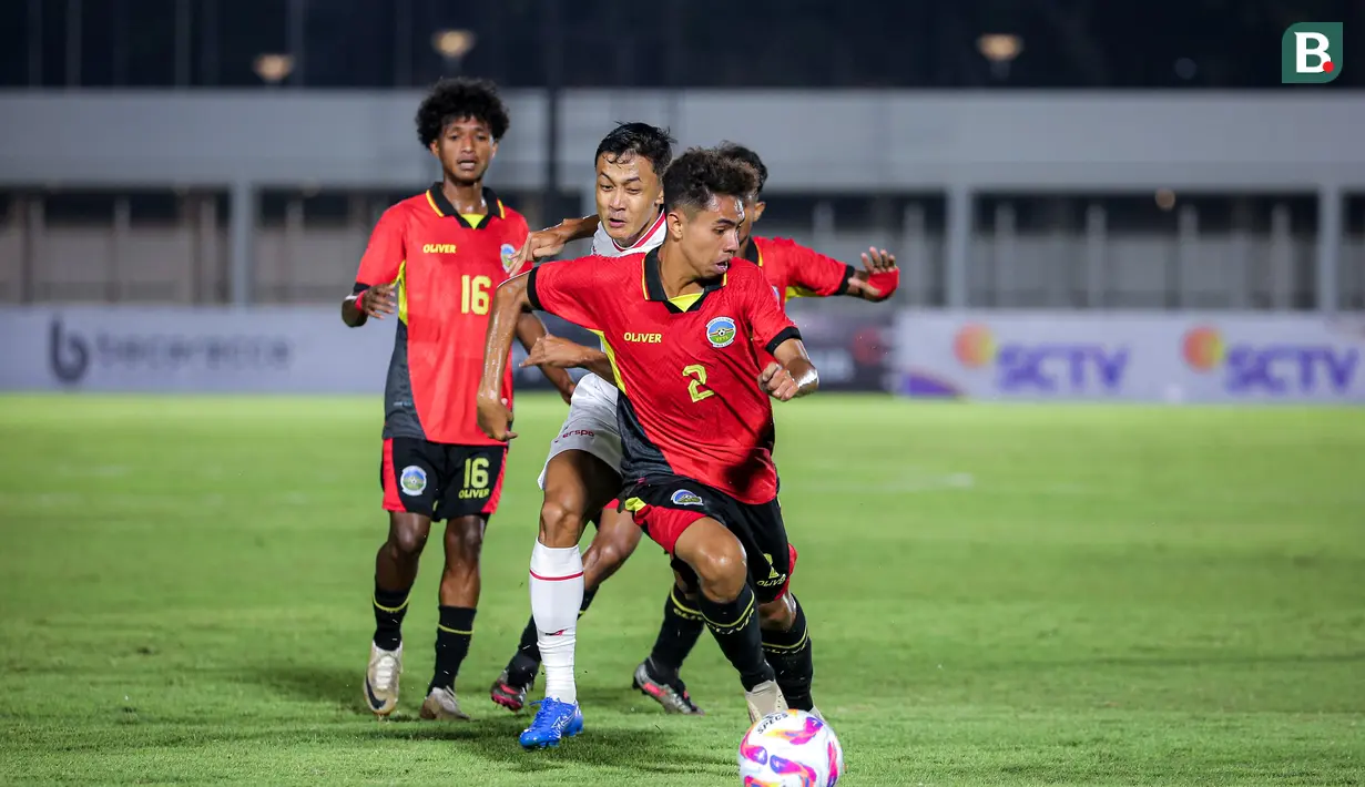 Foto: Aksi Berkelas Kapten Timnas Indonesia U-20 Dony Tri Lewati ...