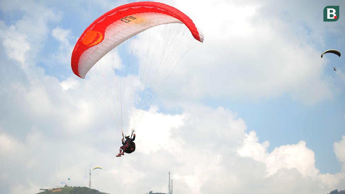 Cerita di Balik 2 Atlet Paralayang Peraih Emas Asian Games yang Selamat ...