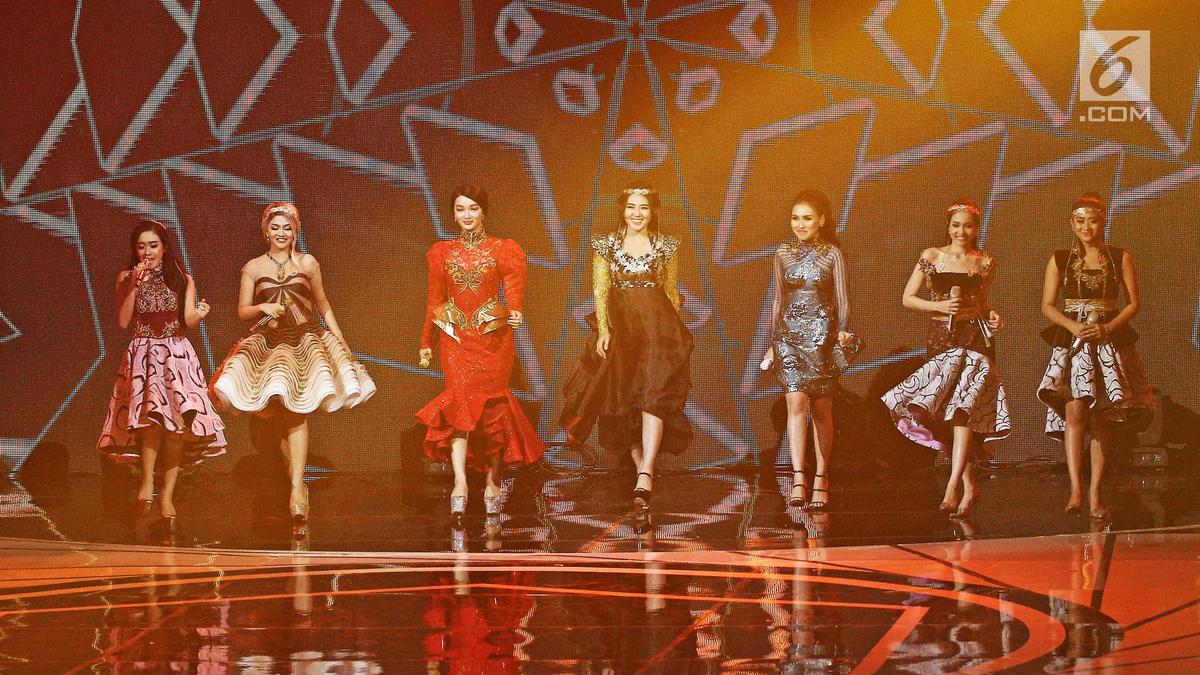 PHOTO: Deretan Pedangdut Goyang Panggung Indonesian Dangdut Awards 2017 ...