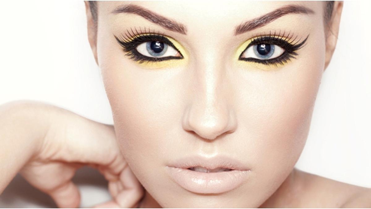 Positif Tanggapi Makna Primbon Kedutan Alis Kiri