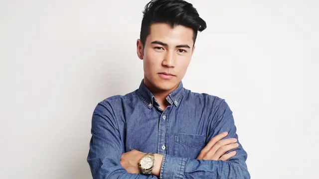 10 Cara Meluruskan Rambut Pria Secara Alami, Mudah dan Enggak Merusak ...