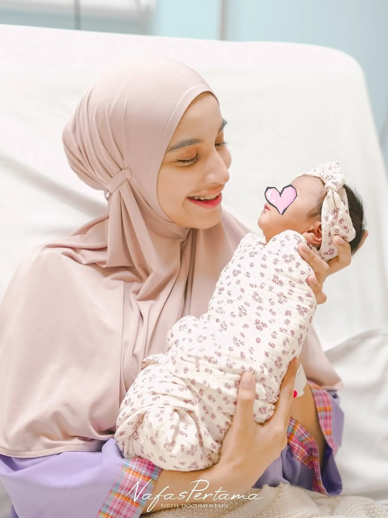 6 Potret Cut Intan Nabila ketika Lahirkan Anak Ketiga, Baru 1 Bulan ...