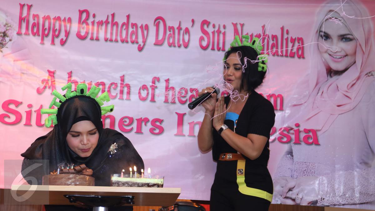 Bersama Penggemar, Ini Kesederhanaan Ultah 37 Tahun Siti Nurhaliza - Foto Liputan6.com