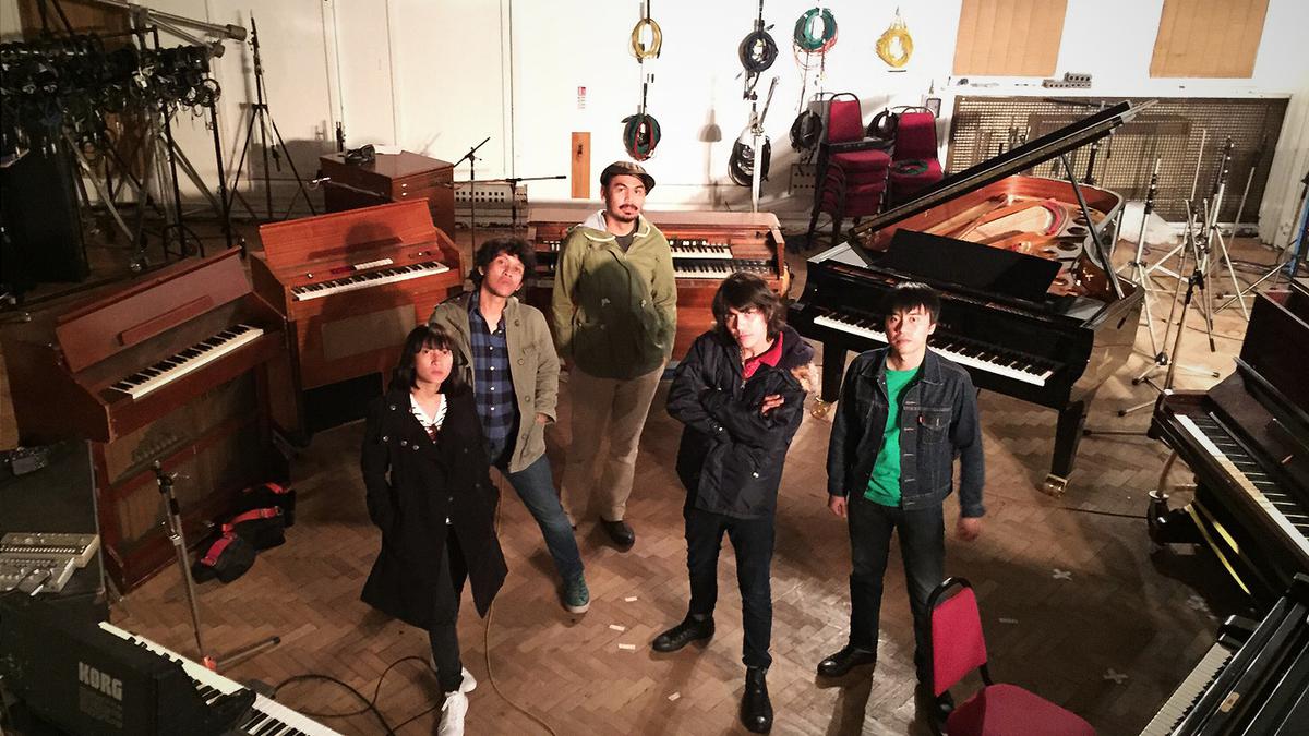 Cerita Indische Party yang Sukses Rekaman di Abbey Road