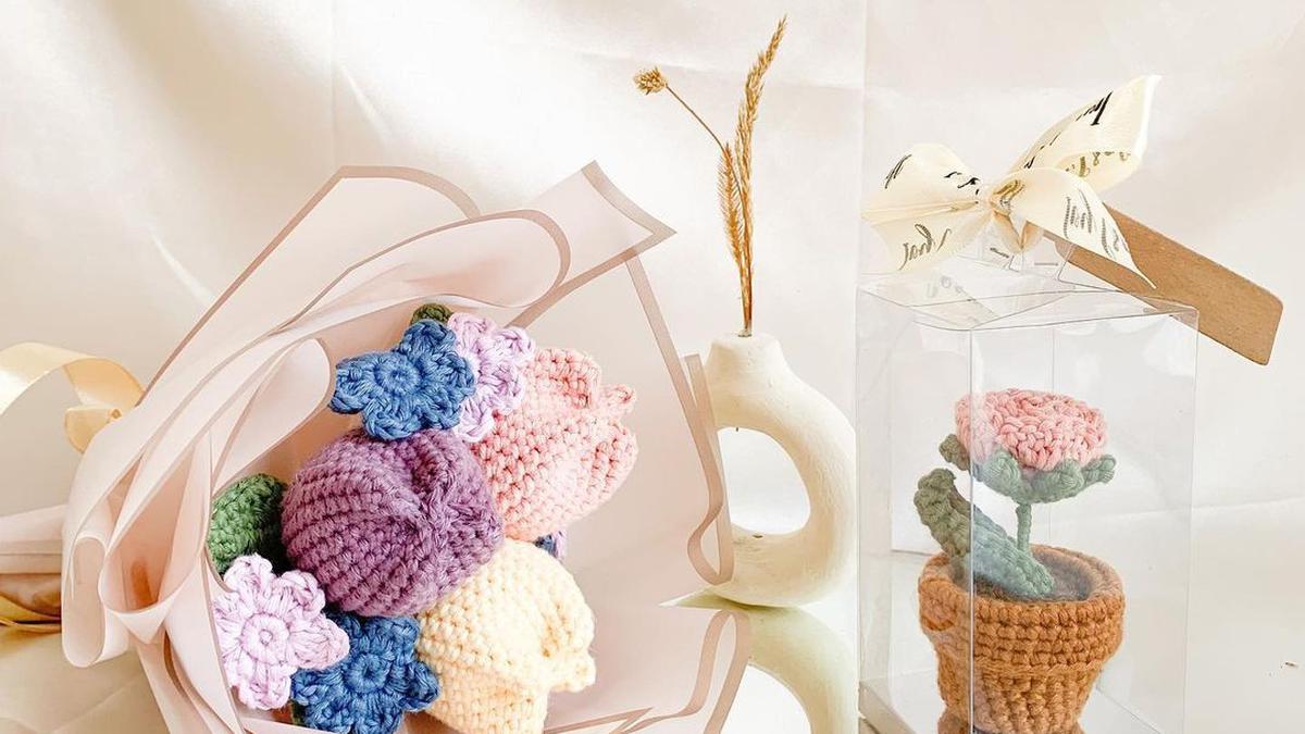 Diary Fimela: Peluang Bisnis Unik Buket Bunga Rajut Ivy Craft jadi Opsi ...