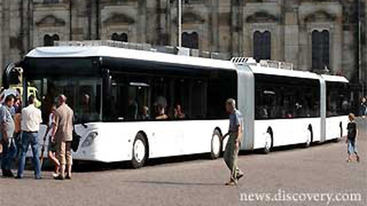AutoTram, Bus Terpanjang di Dunia - Global Liputan6.com