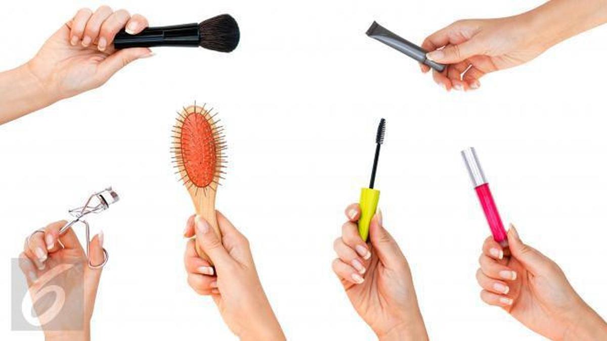 Cara Tepat Pakai Foundation, dengan Kuas atau Spons? - Fashion & Beauty ...