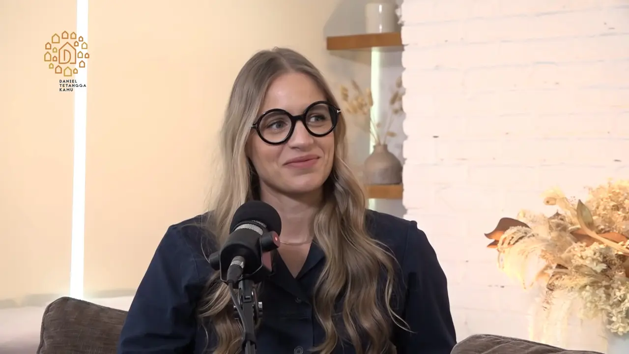 Jago Masak dan Bahasa Indonesia, Ini 7 Fakta Viola Istri Daniel Mananta