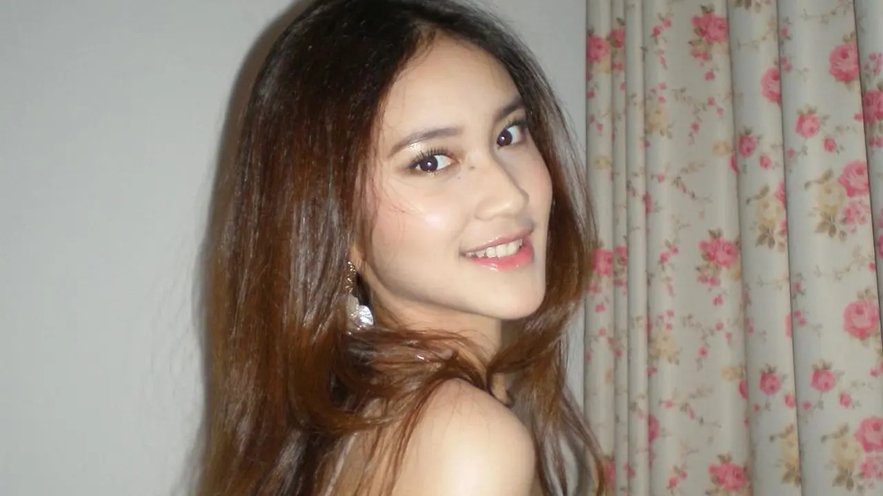 Gaya Menarik Harleyava Princy, Anak Ferry Maryadi yang Kerap Mencuri ...