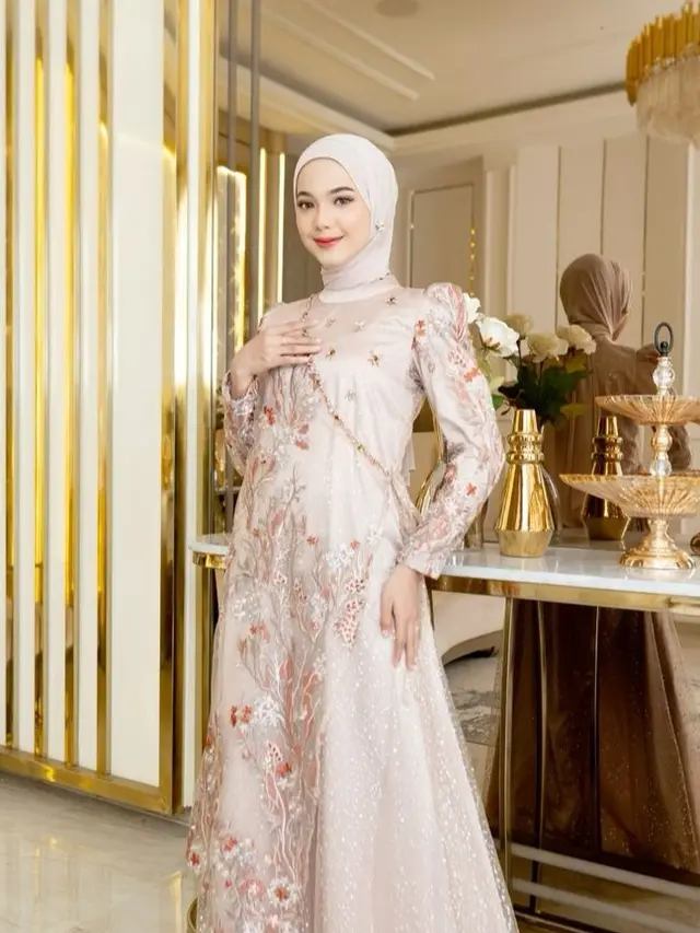 8 Model Gamis Dress Lamaran 2025, Tampil Anggun dan Bikin Pangling - Islami Liputan6.com