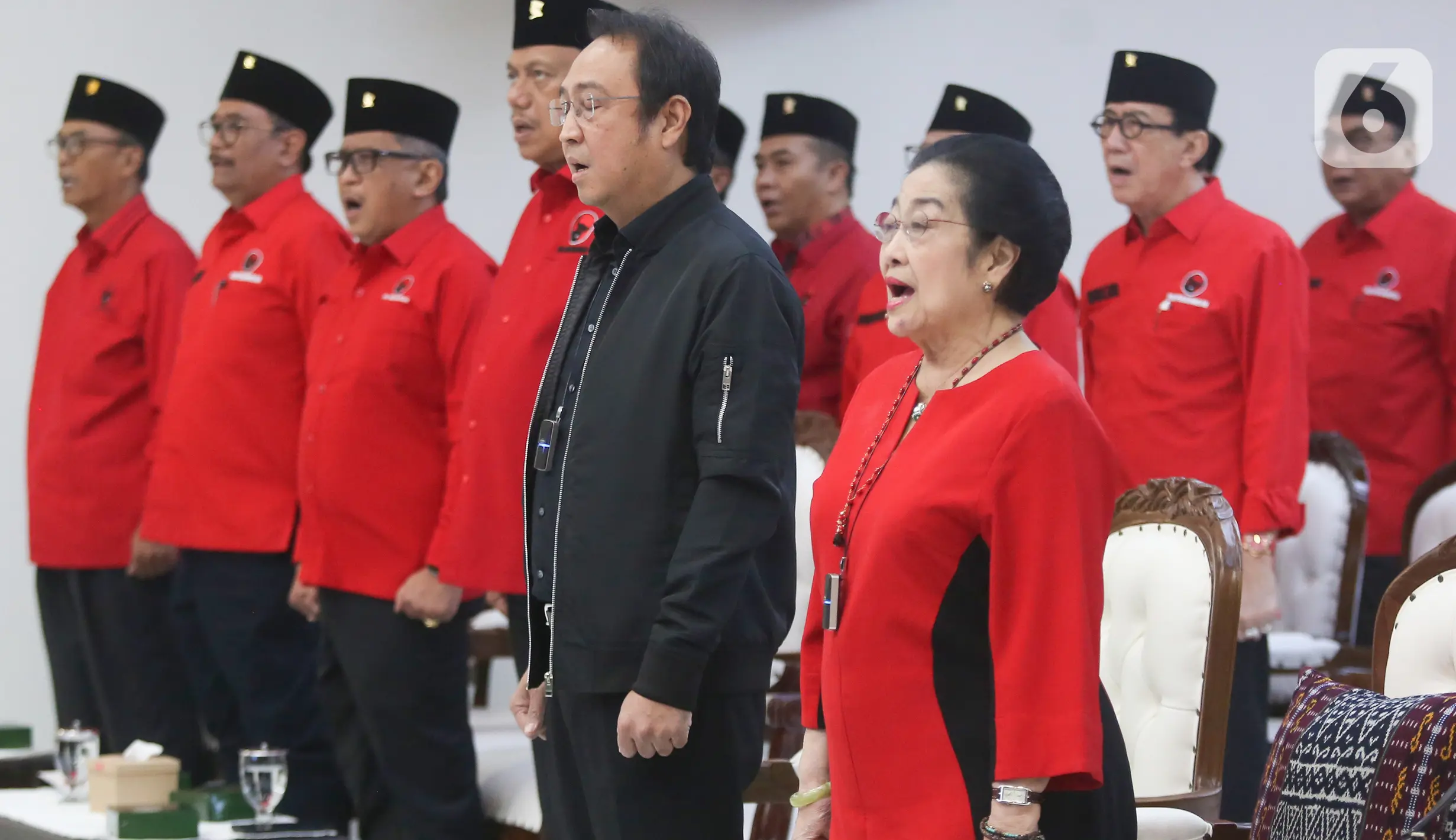 Megawati Lantik Pengurus Baru DPP PDIP - Foto Liputan6.com