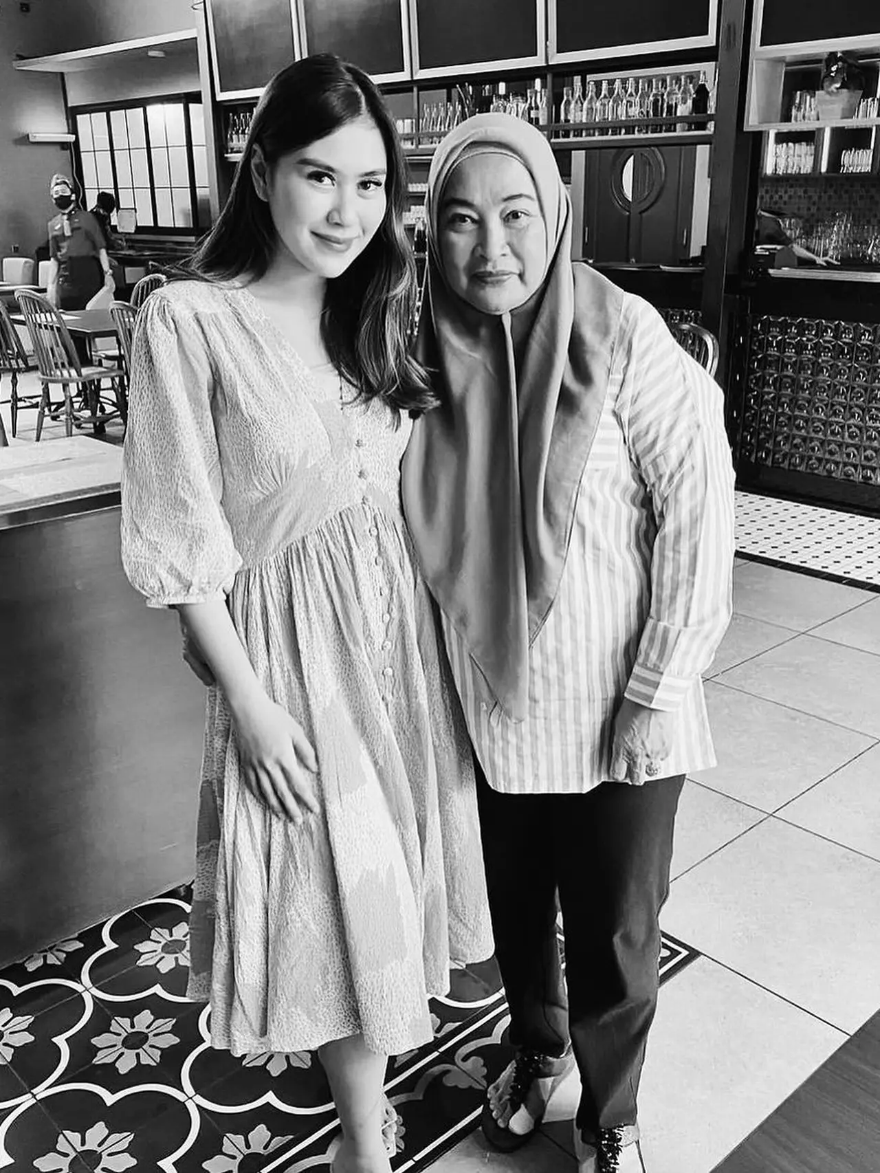 Syahnaz Sadiqah Ucapkan Kalimat Perpisahan Penuh Duka untuk Ibunda Jeje Govinda: Terima Kasih ...