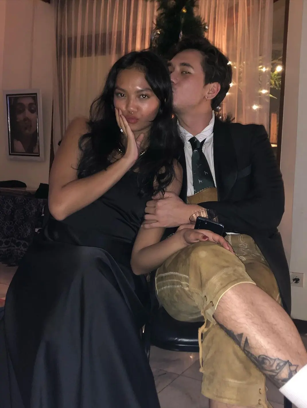 Potret Mesra Jerome Kurnia, Pemeran Film Jalan yang Jauh Jangan Lupa ...