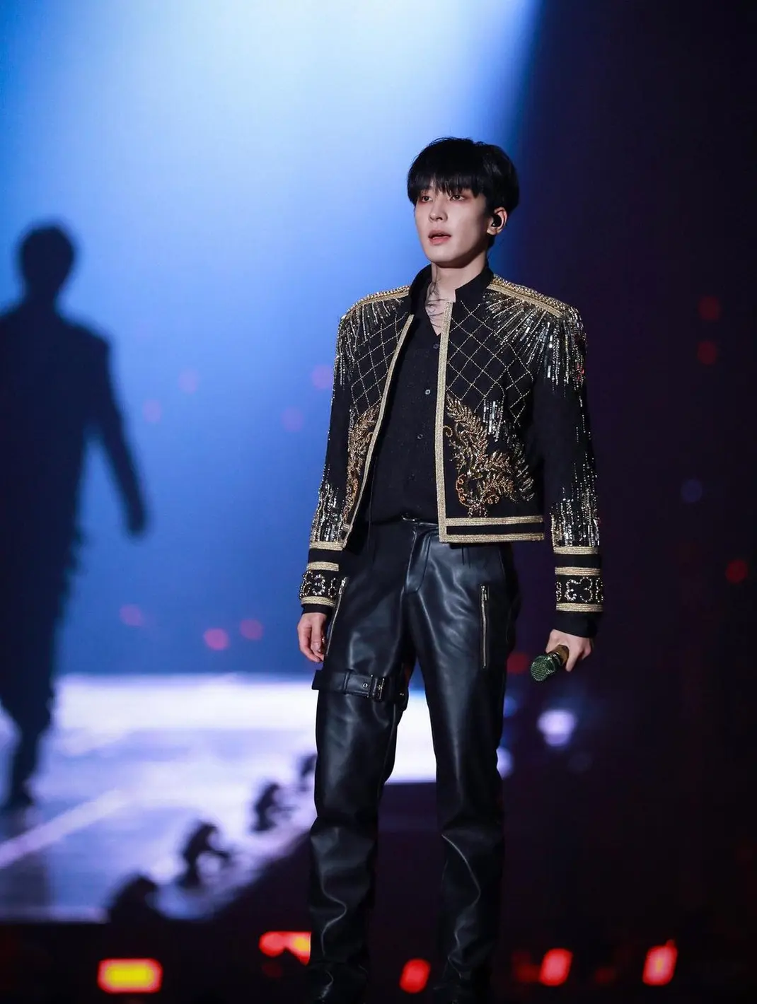 FOTO: Intip Potret Ganteng Wonwoo SEVENTEEN di Atas Panggung, Awas ...