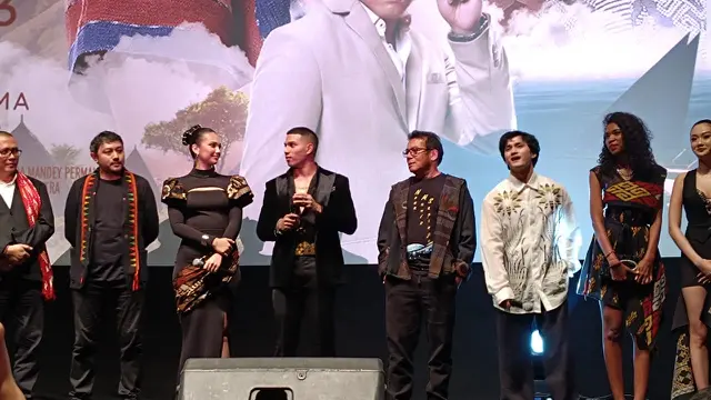 Resensi Film Nona Manis Sayange: Kisah Sikka dan Akram dalam Balutan ...