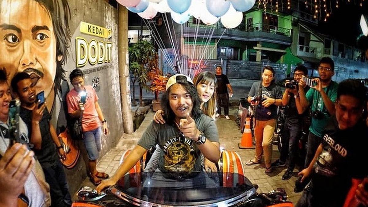 7 Potret Lawas Angelina Ci Kekasih Dodit Mulyanto, Pacaran 9 Tahun