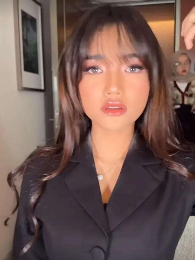 Mobil Mewah Fuji Seharga Rp2,7 Miliar Terserempet Pintu, Netizen: Pasti ...