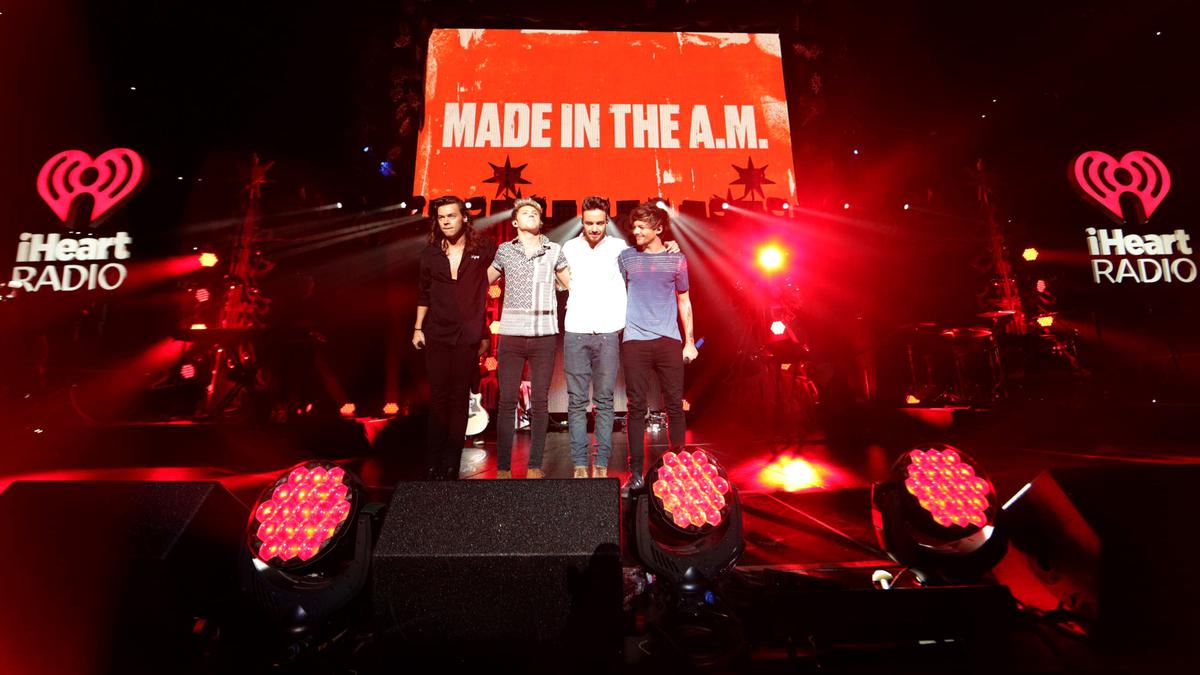 Mengintip Konser Terakhir One Direction yang Penuh Emosional - Foto ...