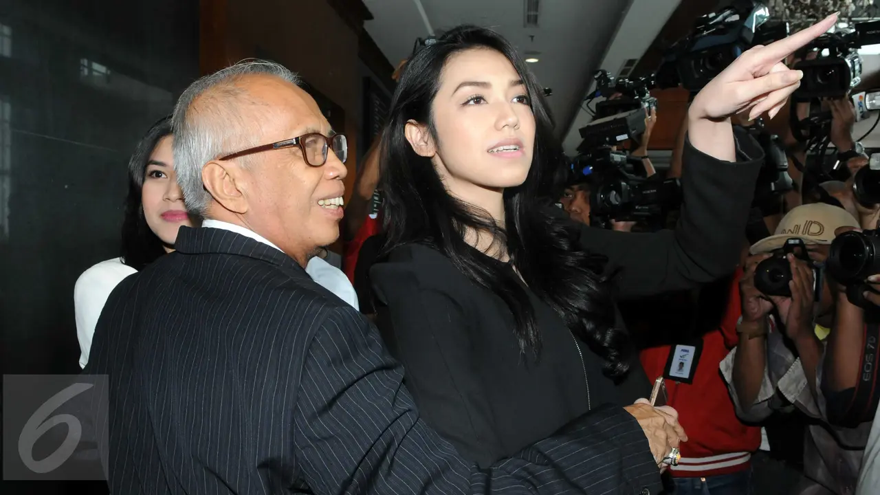 OC Kaligis Sering Sakit, Velove Vexia Berusaha Tetap Ceria - ShowBiz ...