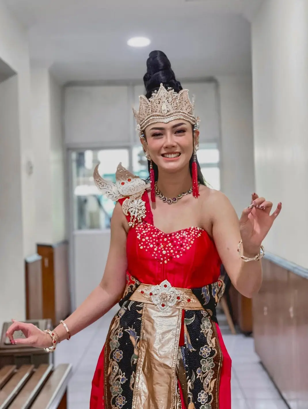 Senyum Manis Nita Gunawan yang Disebut Mirip Agnez Mo - Foto Liputan6.com