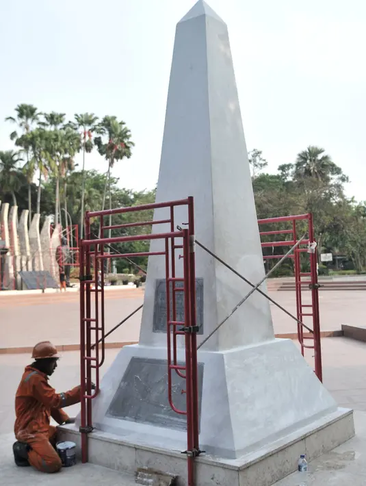 FOTO: Sambut HUT RI, Patung Proklamator Soekarno-Hatta Dikonservasi ...