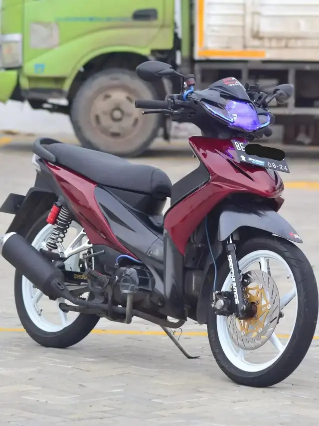 10 Potret Modifikasi Honda Revo 'Koperasi', Gaya Tetap Gaul Meski ...