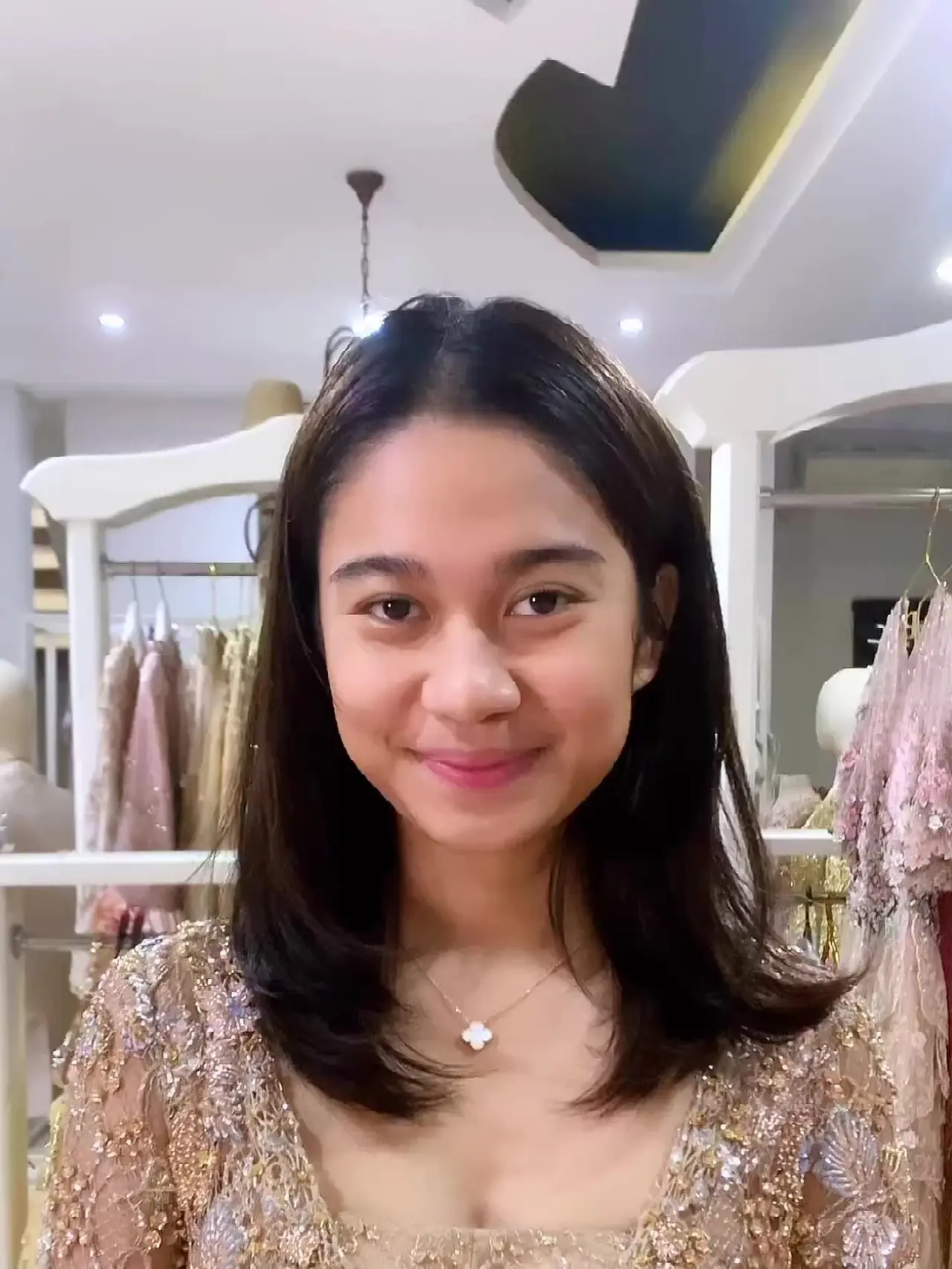 Potret Azizah Salsha Tanpa Makeup, Wajah Polosnya Bikin Netter Kaget