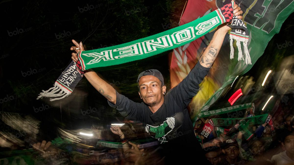 Persebaya Kembali, Bonek Ucapkan Terima Kasih kepada PSSI - Indonesia ...