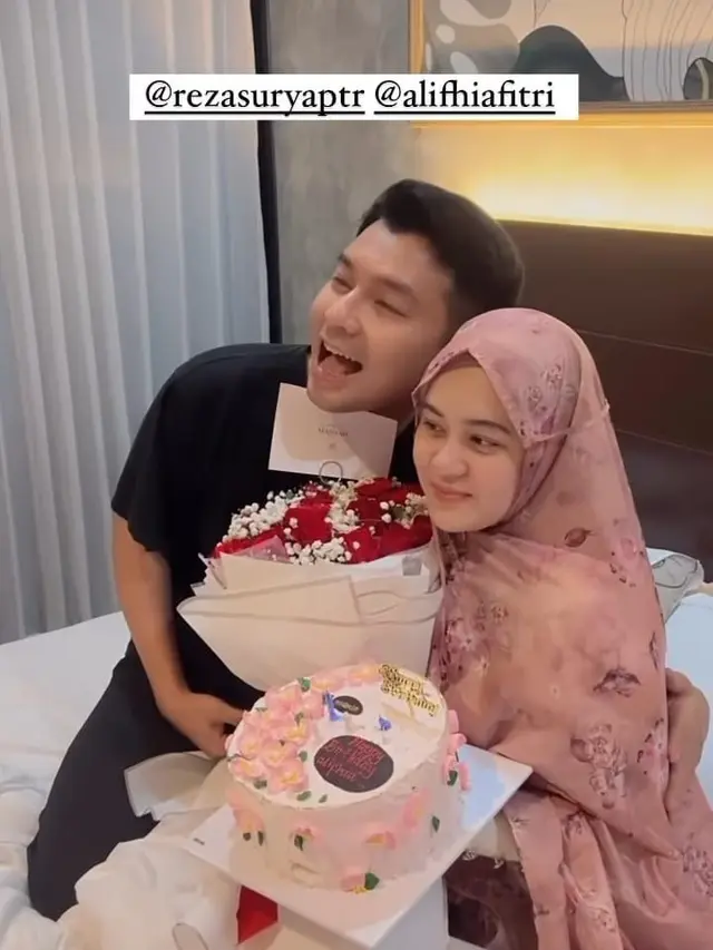 Umumkan Kehamilan, Ini 7 Momen Reza Surya Putra Beri Kejutan Ulang ...