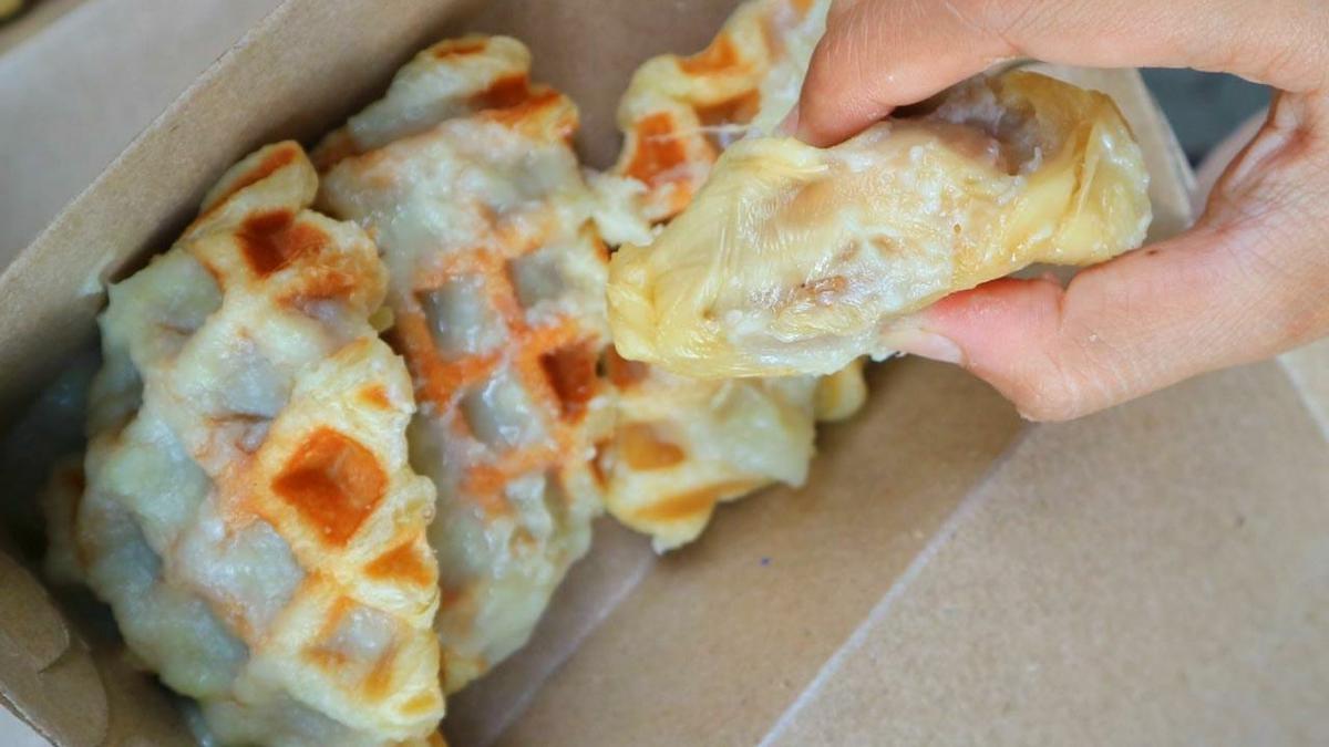 Camilan Croffle Murah di Yogyakarta, Ada Topping Durian hingga Rendang