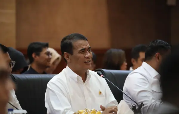 Profil PT Mandom Indonesia Tbk, Sejarah, dan Produk-produknya - Hot ...