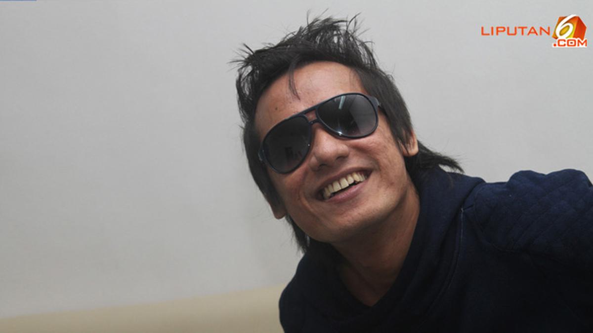 Ternyata, Istri Firman Idol Sudah Hamil 6 Bulan