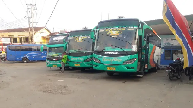Bus Estu, Armada Legendaris di Jalur Selatan Sejak Masa Kolonial ...