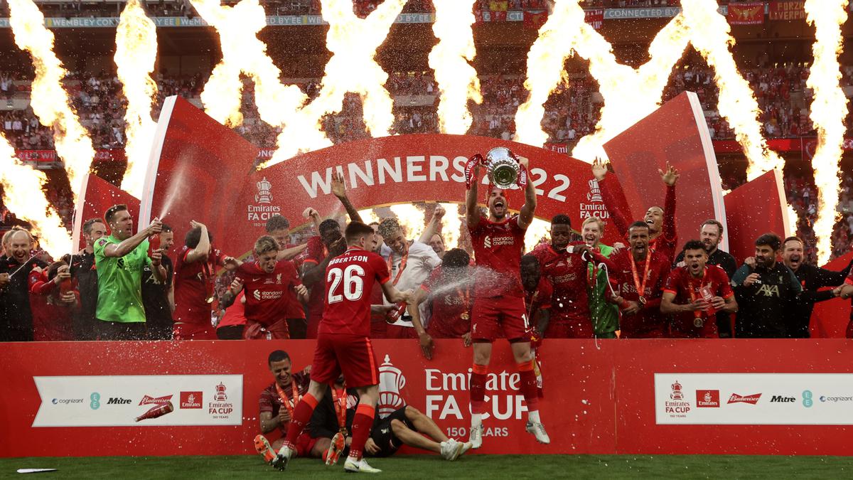 Juara Piala FA, Koleksi Trofi Liverpool Kini Sejajar dengan MU
