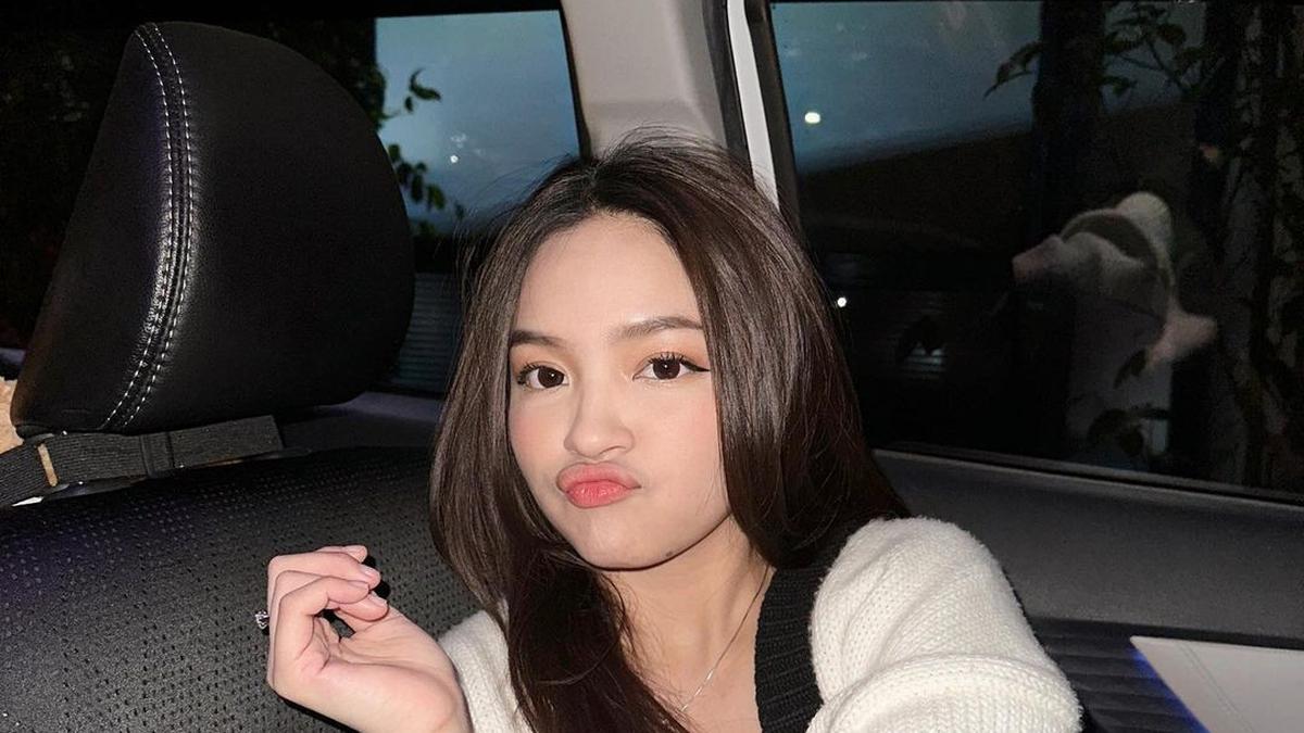 8 Potret Eca Aura yang Dianggap Bocah Kosong dan Gantungan Kunci ...