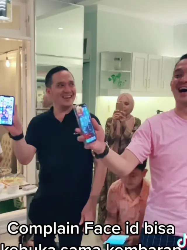 Punya Face ID Sama, Ini 6 Potret Aktor Kembar Fadli dan Fadlan yang ...