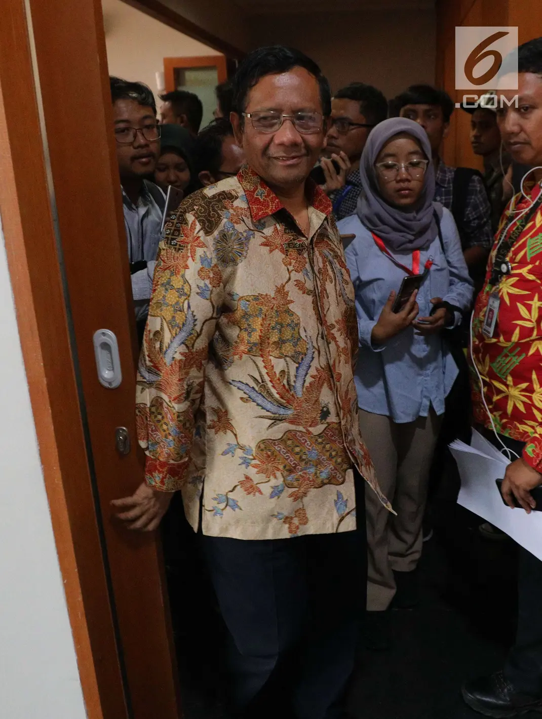 FOTO: Ini Penjelasan Mahfud MD Soal Gaji BPIP - Foto Liputan6.com