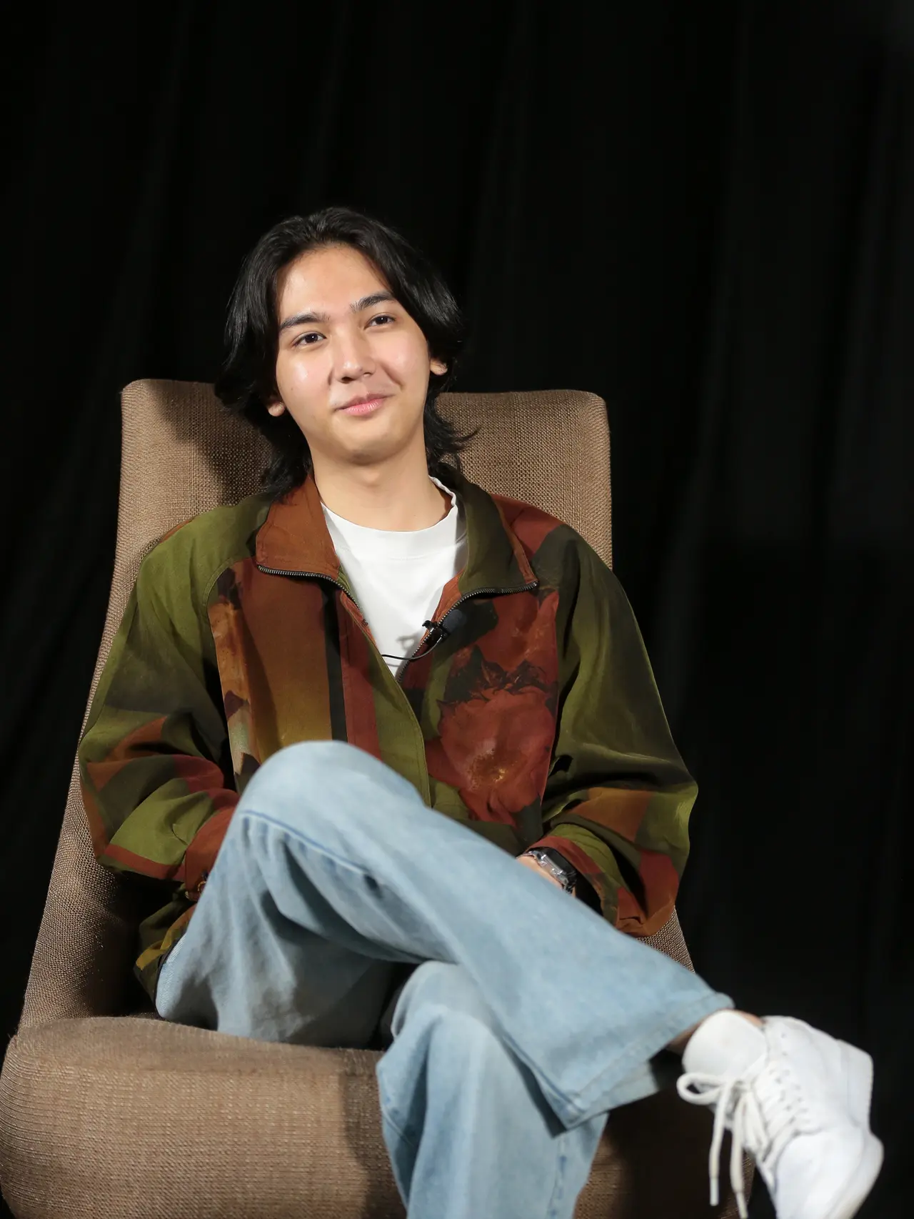 Biodata Lengkap Ari Irham, Pemeran TukTuk The Driver dalam Film Mencuri ...