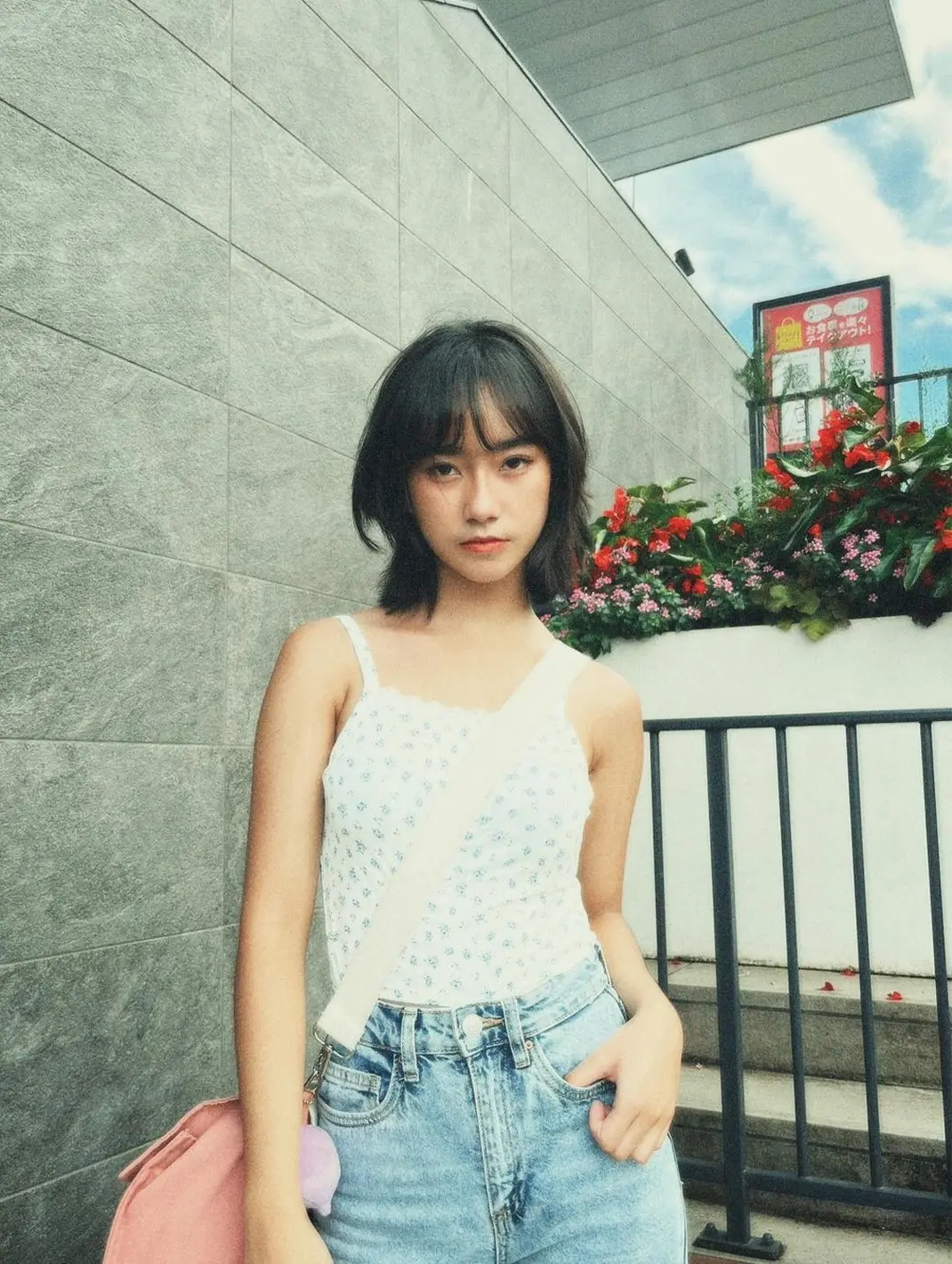 6 Gaya Manis Freya JKT48 yang Ternyata Berdarah Biru, Suka Pakai Daily ...