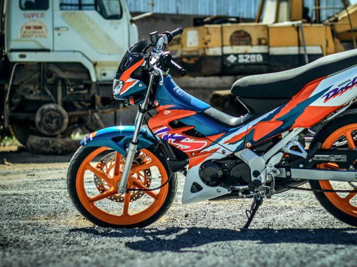 Jual Honda Nova Dash